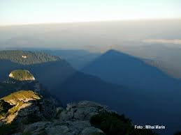 Pyramids in Romania :: exognosis